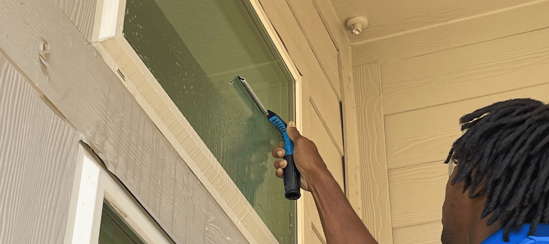 Window Cleaning and Washing in San Antonio, TX | Gleam Team Exterior Cleaning